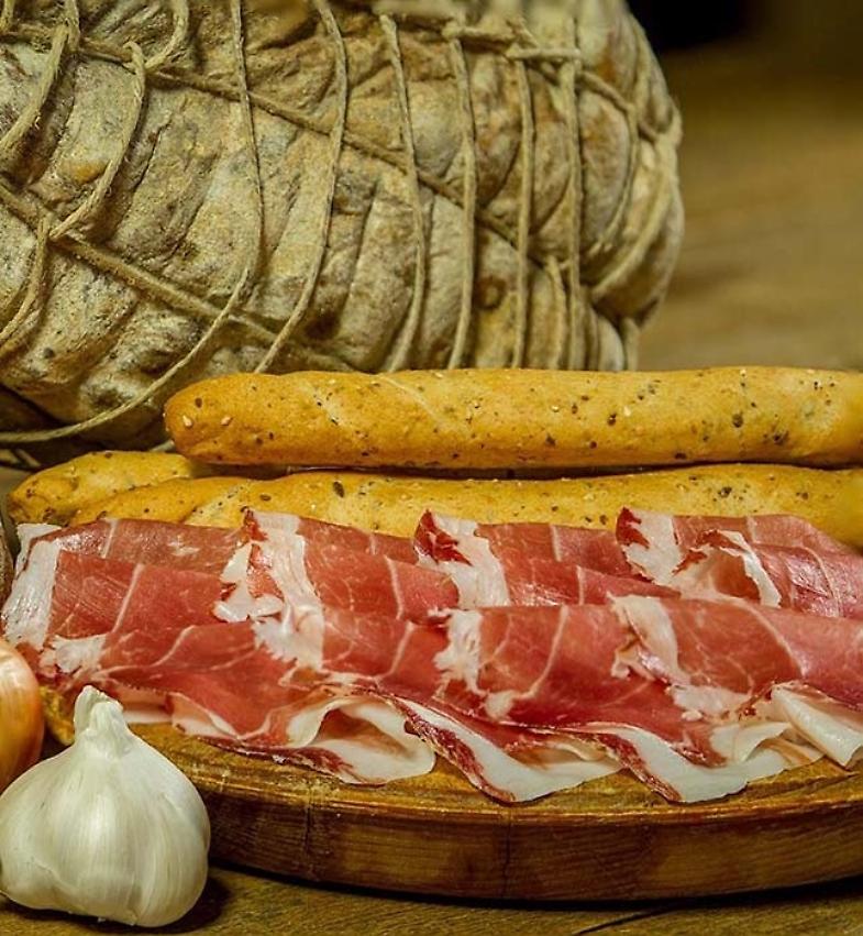 I segreti della Spalla Cruda di Palasone - La Provincia