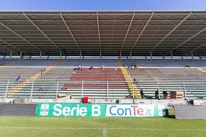 FOTO Lo stadio Zini di Cremona completamente rinnovato - Foto 1 di 31 ...